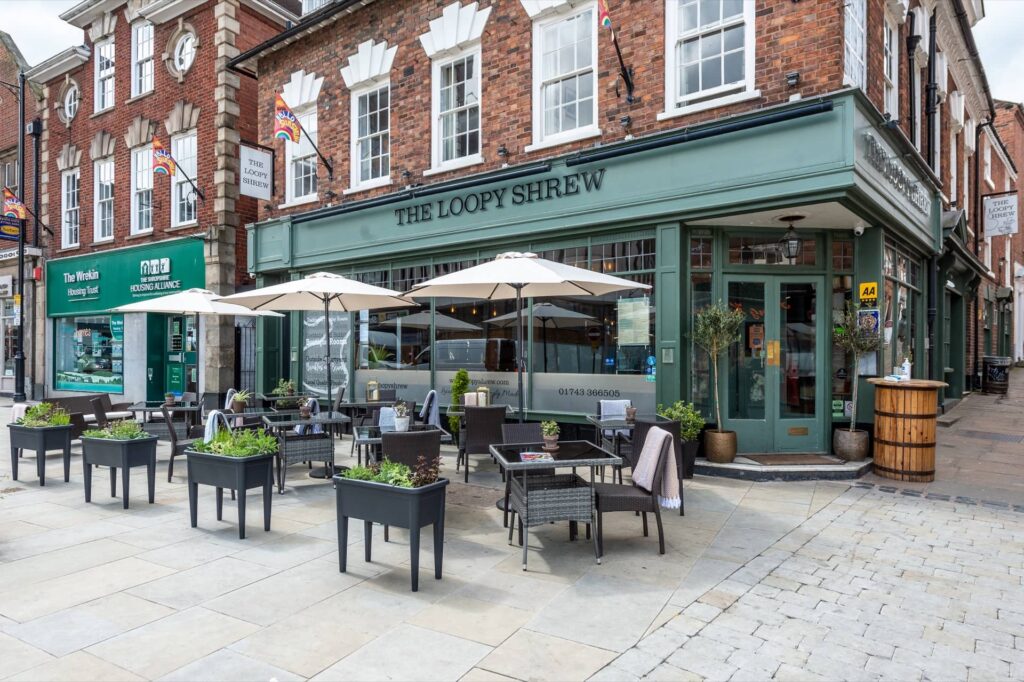 Gallery - The Loopy Shrew